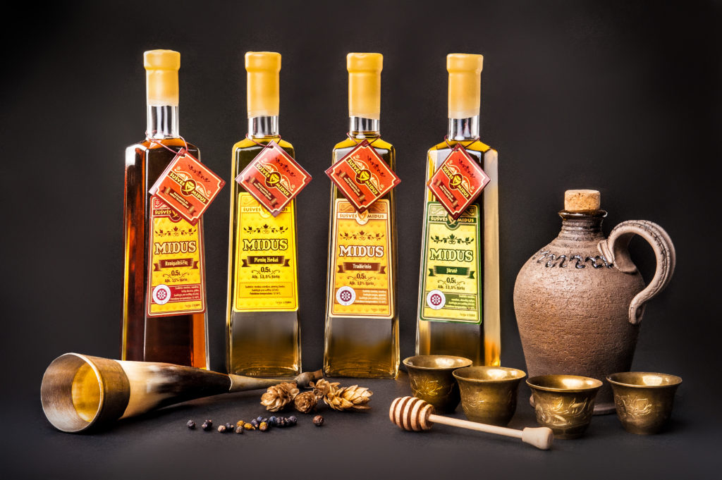 Lithuanian Mead – The world’s oldest alcoholic drink ⋆ The Baltic Shop